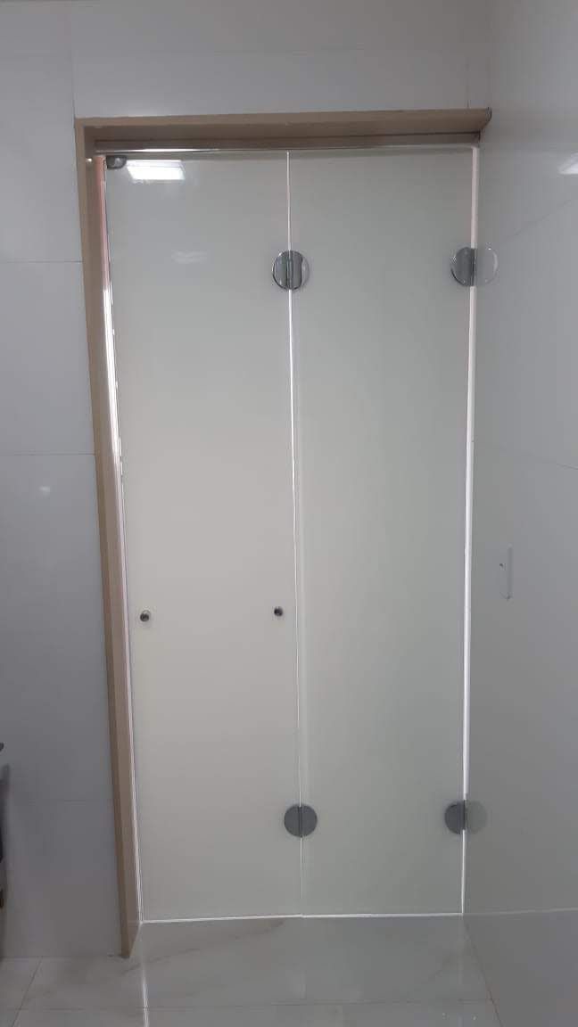 Porta de Vidro Articulada Flex | Box de Banheiro com porta de vidro